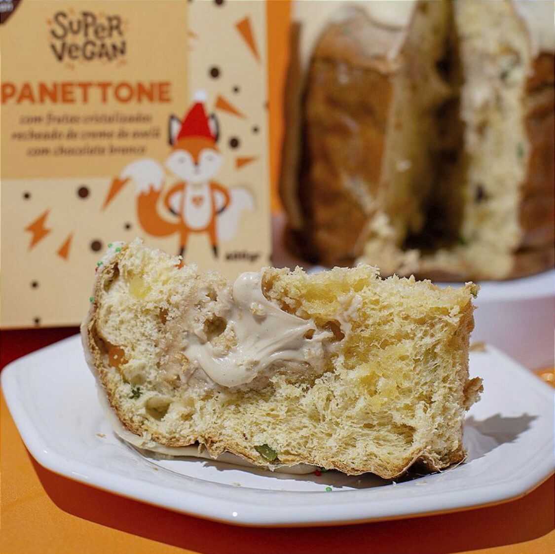 Panettone com Frutas Cristalizadas & Recheado de Creme Branco de Avelã ...